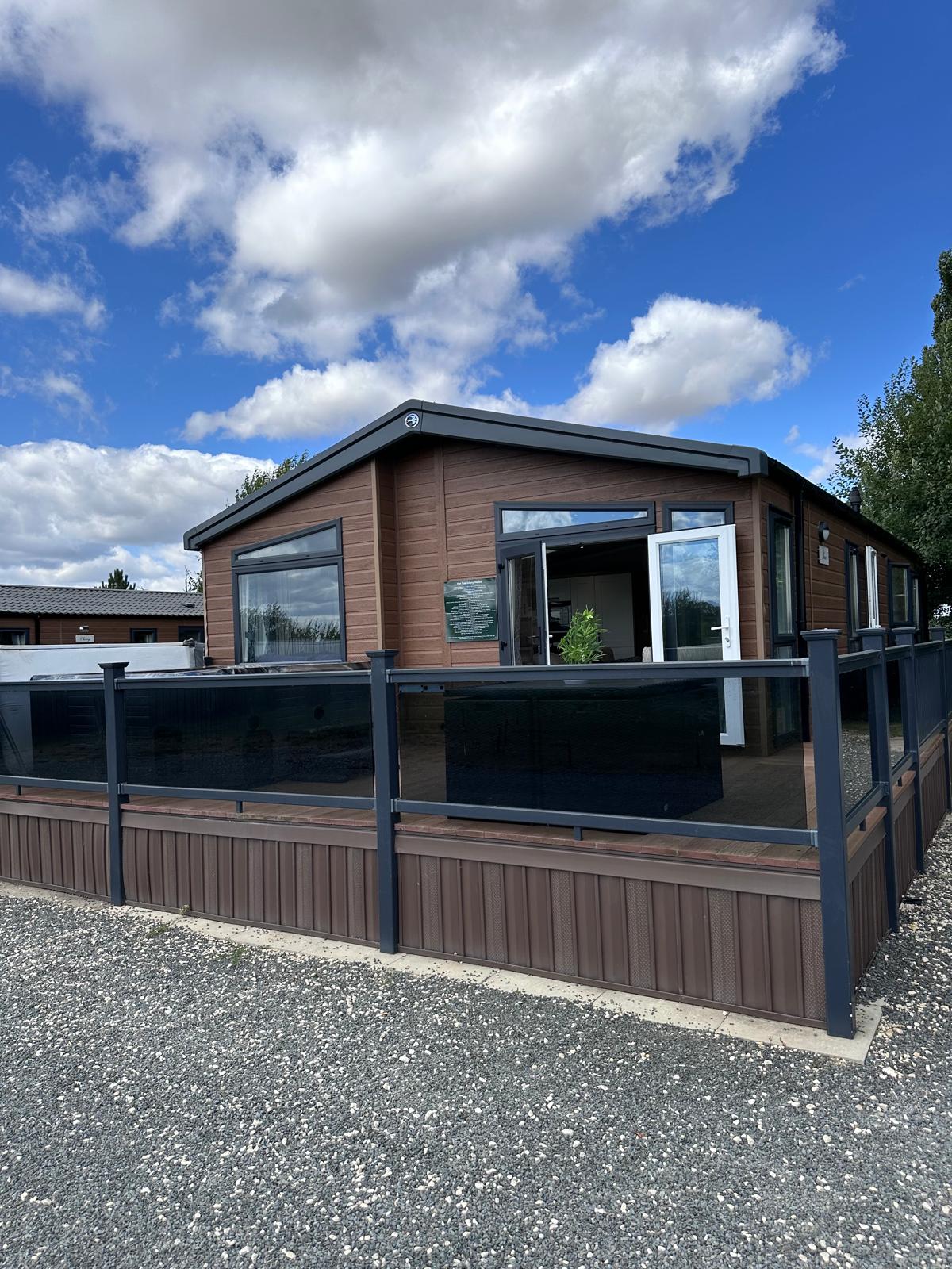 Hanworth Country Park - My Leisure home